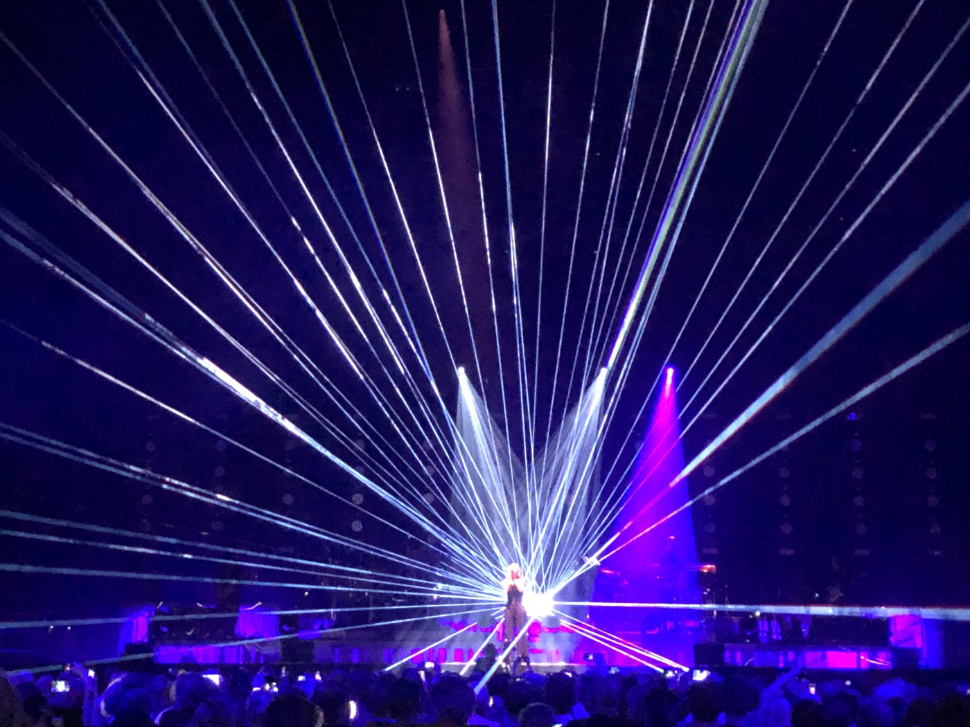 Touren/Festivals – LIGHTLINE Lasertechnik